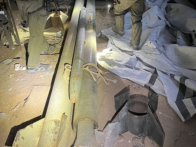 Video: IDF discovers a warehouse with long-range and short-range ...